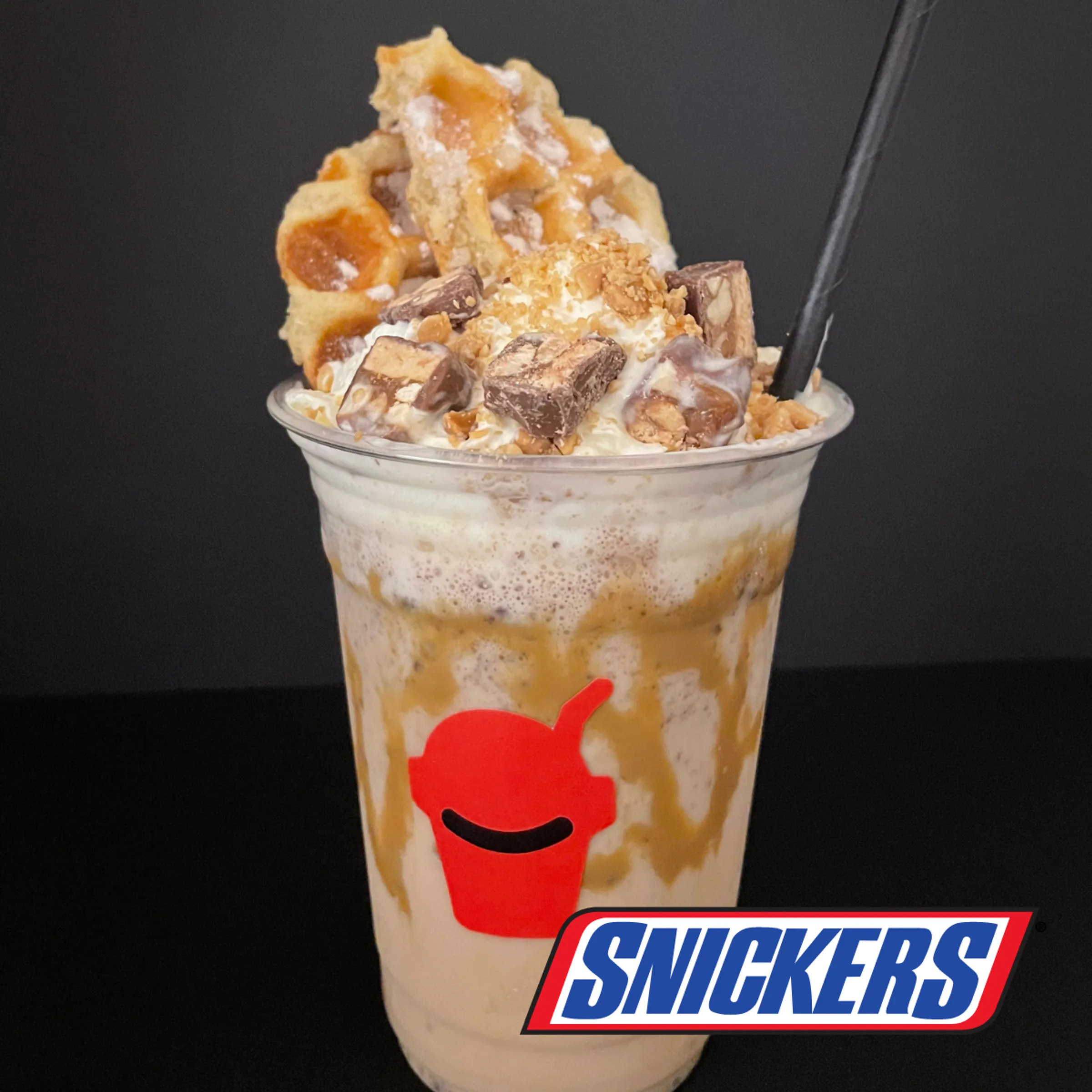 Milkshake Snickers - Happy Days Waffles | Delivery y Retiro