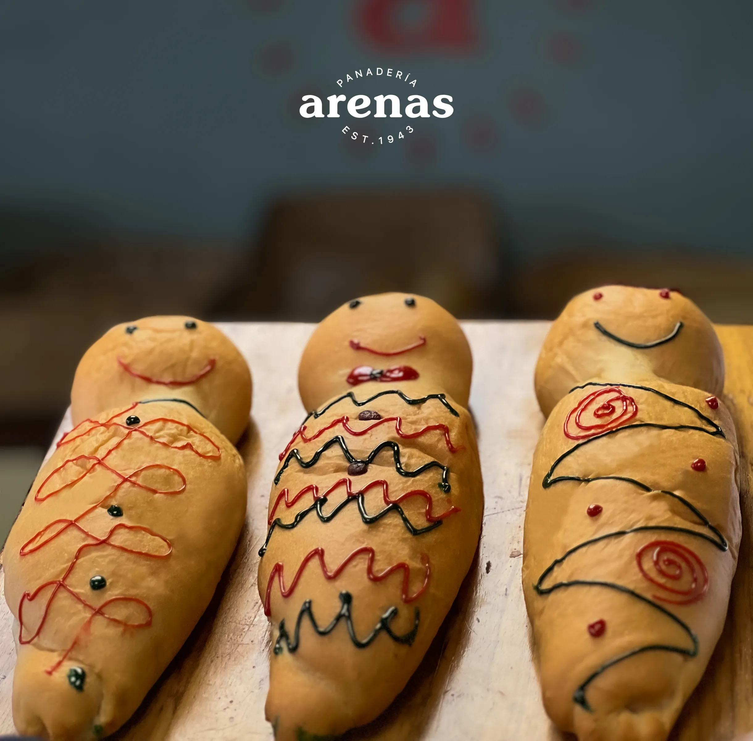 Guagua de pan rellena de manjar - Panadería Arenas | Pide online