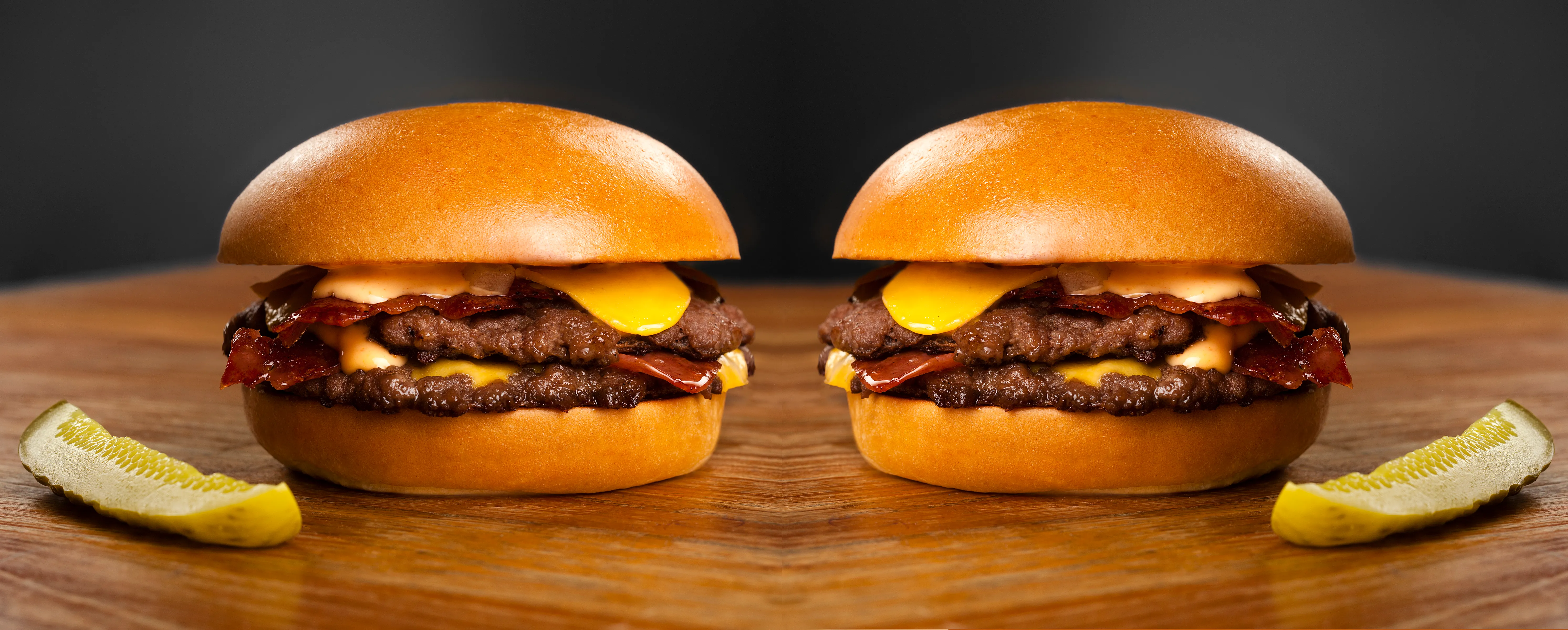 2x1 Angus double smash bacon cheese burger - La Hamburguesería | Ordena ...