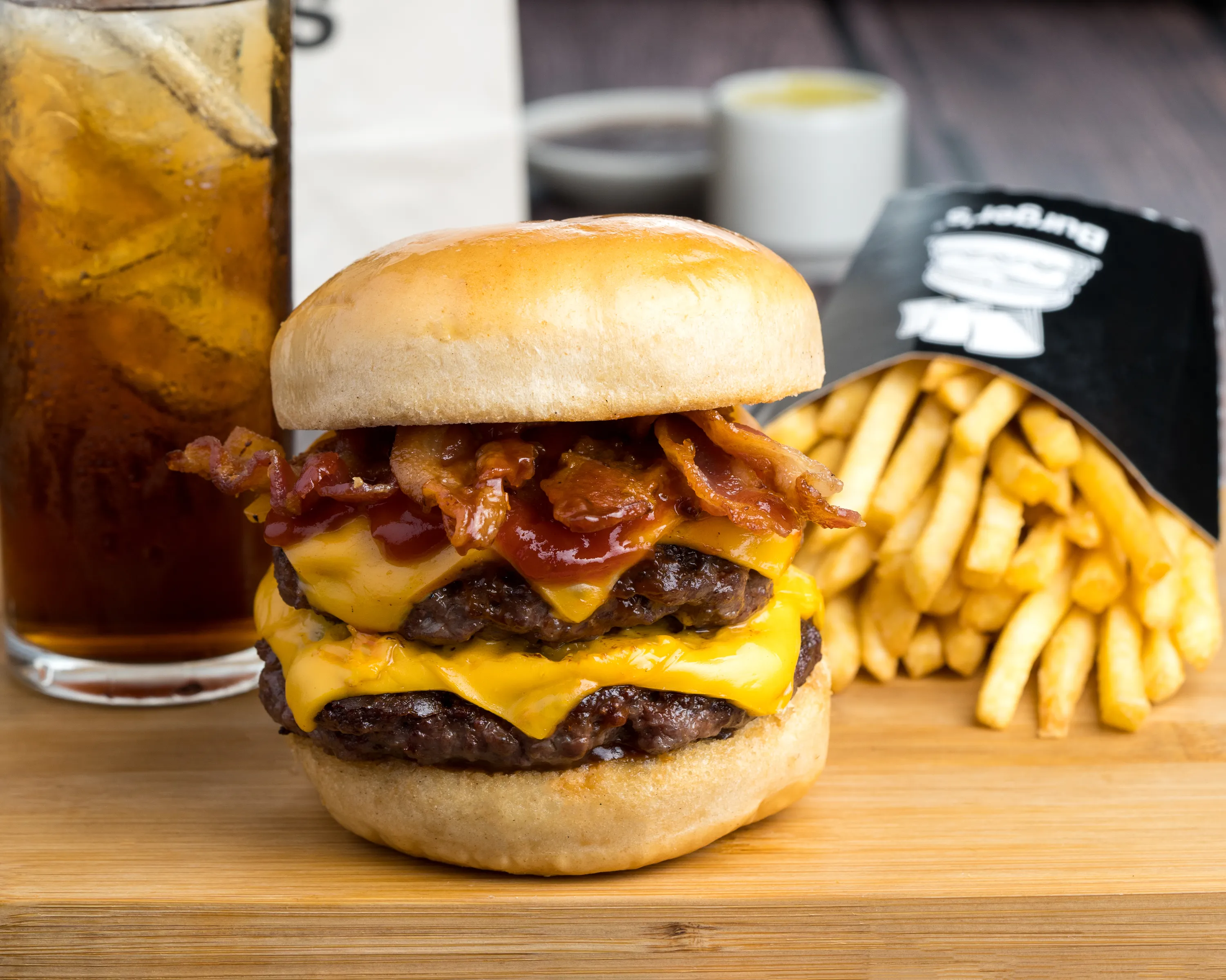 Cheese burger - Burger`s | Restaurante