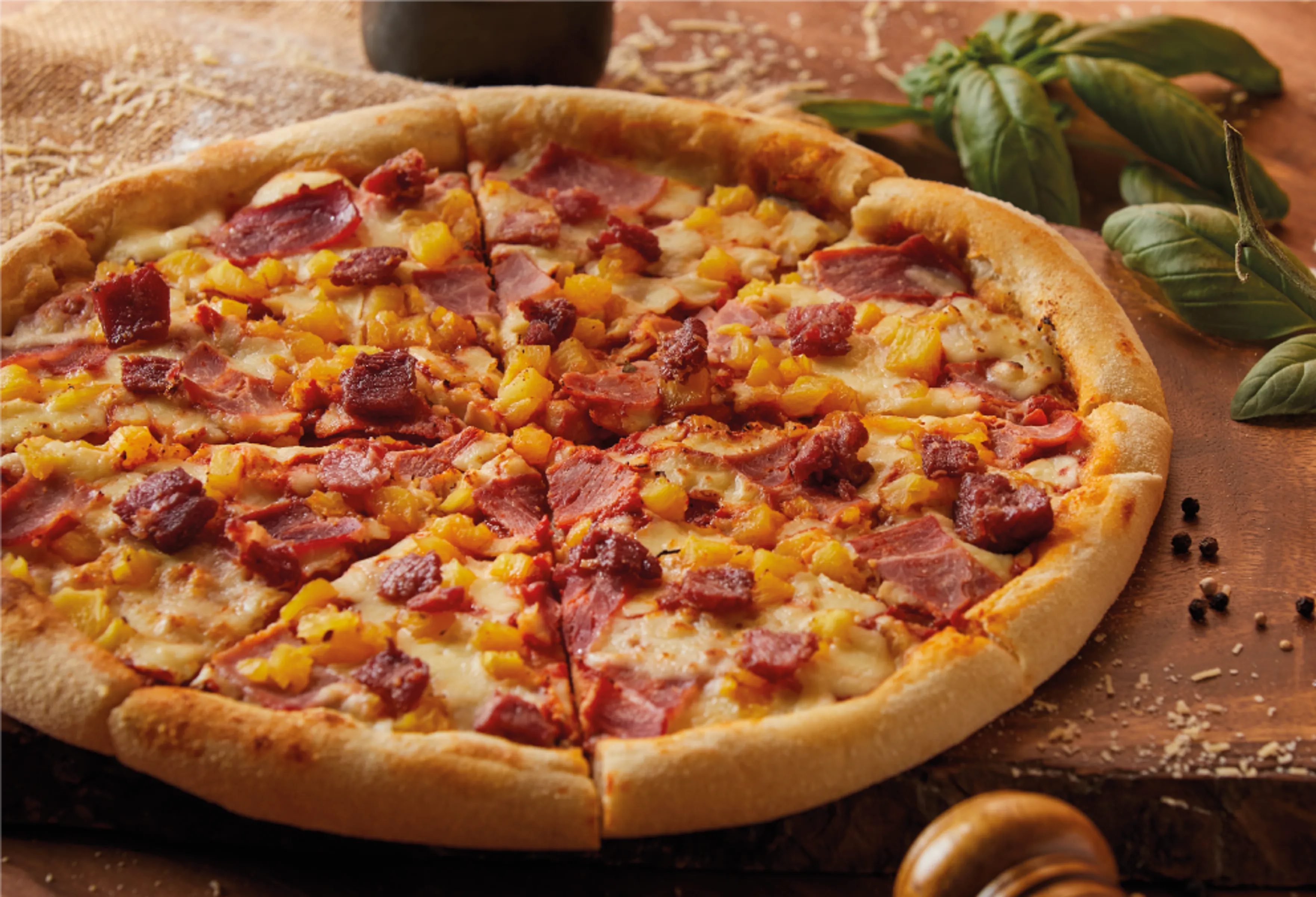 Pizza familiar hawaiana y tocineta - il forno | Disfruta la mejor ...