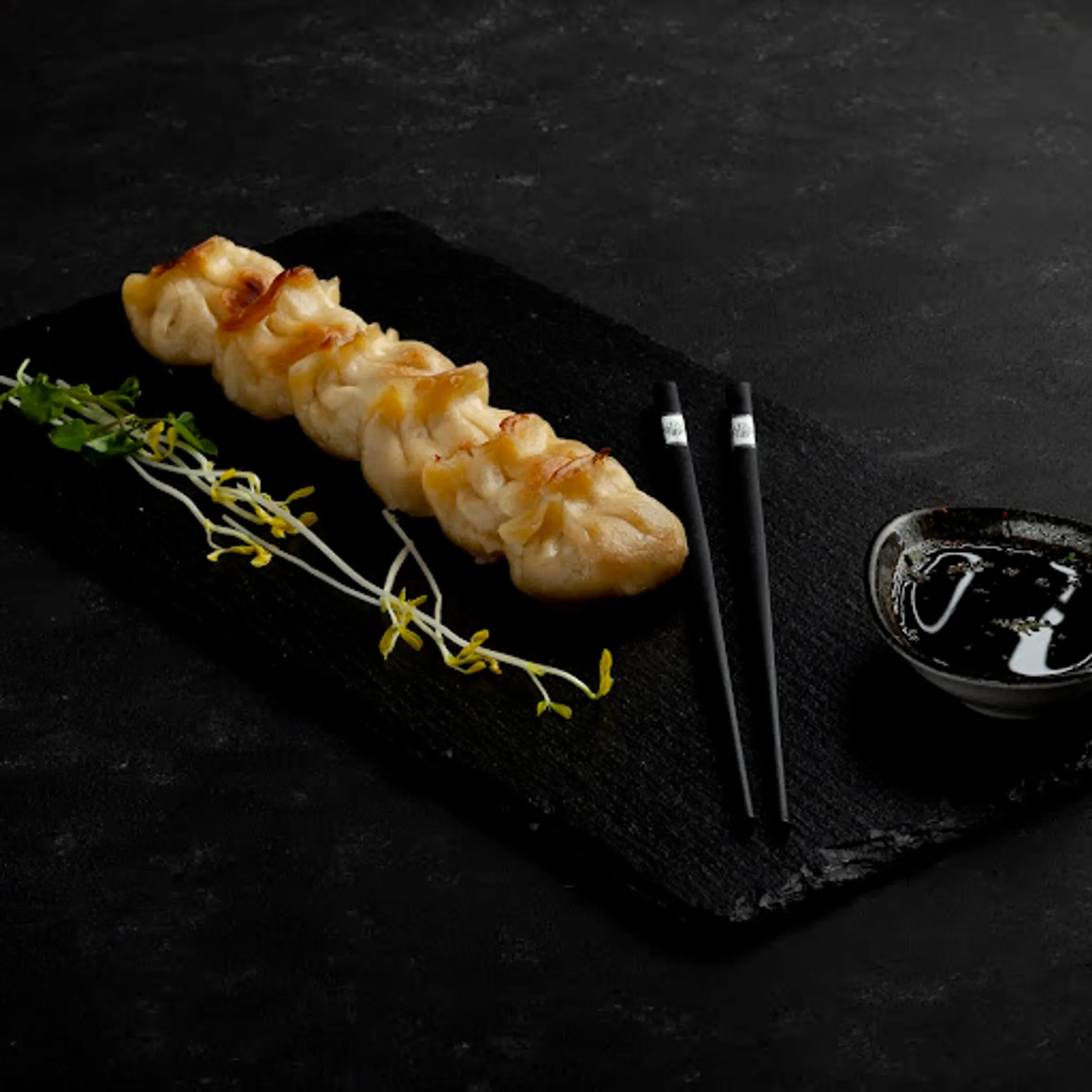 Gyosas con queso, 6 unidades - Alto Japón | Sushi & Delivery