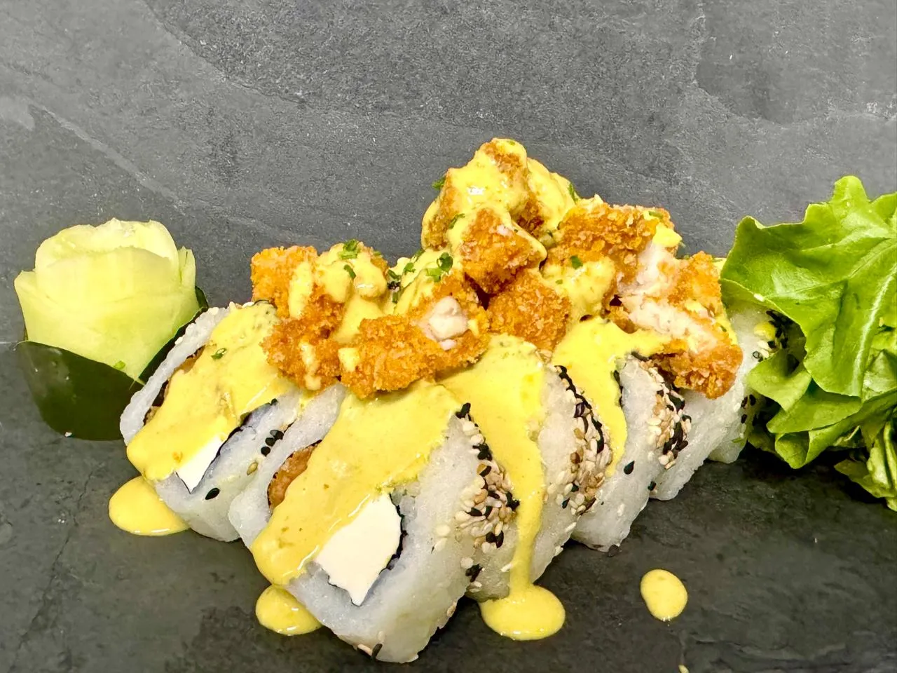 MAKI FUJI - Hono Sushi | ¡Revolucionamos la forma de disfrutar el sushi!
