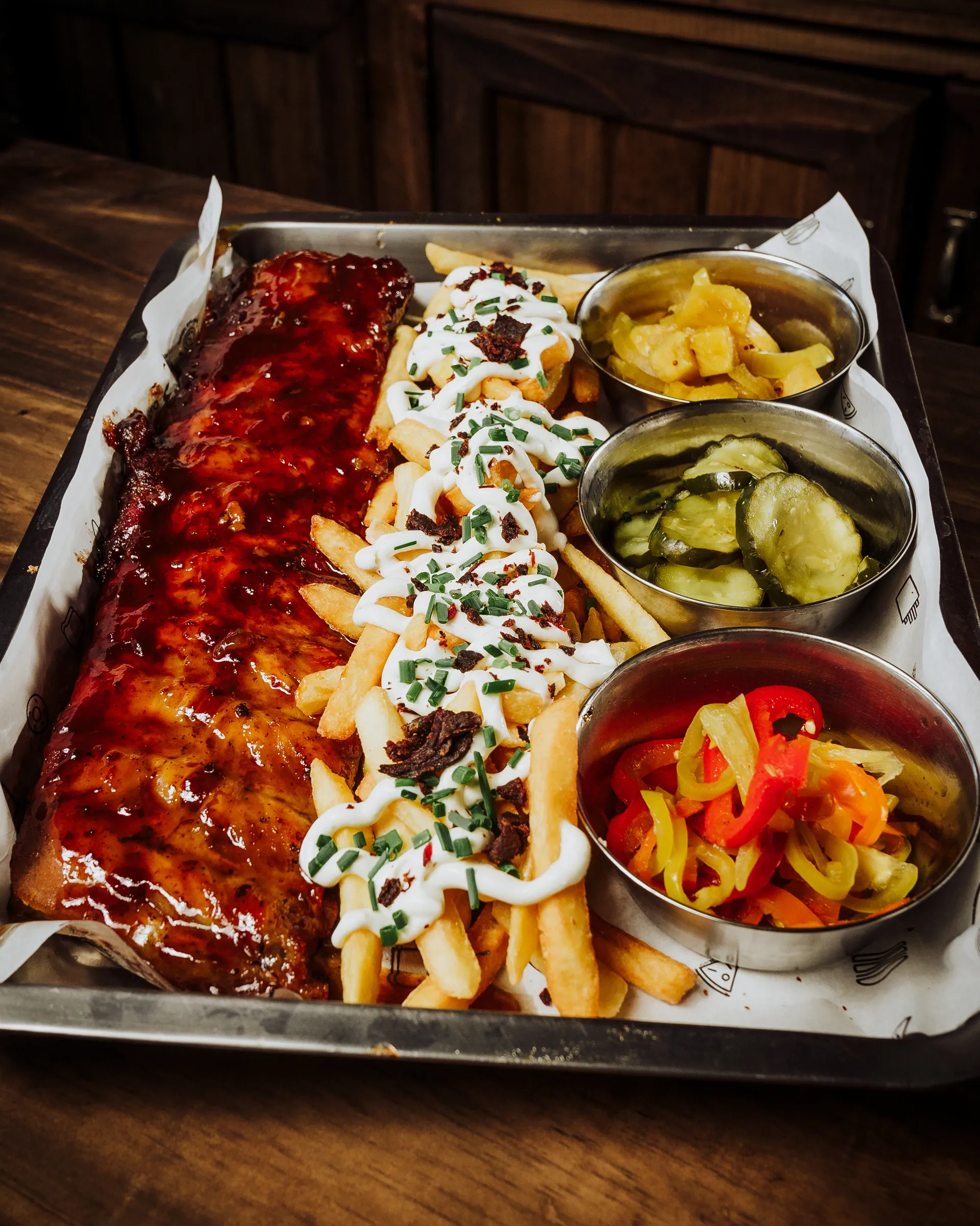 Forever Famous Ribs - Royal Ranch - Delivery