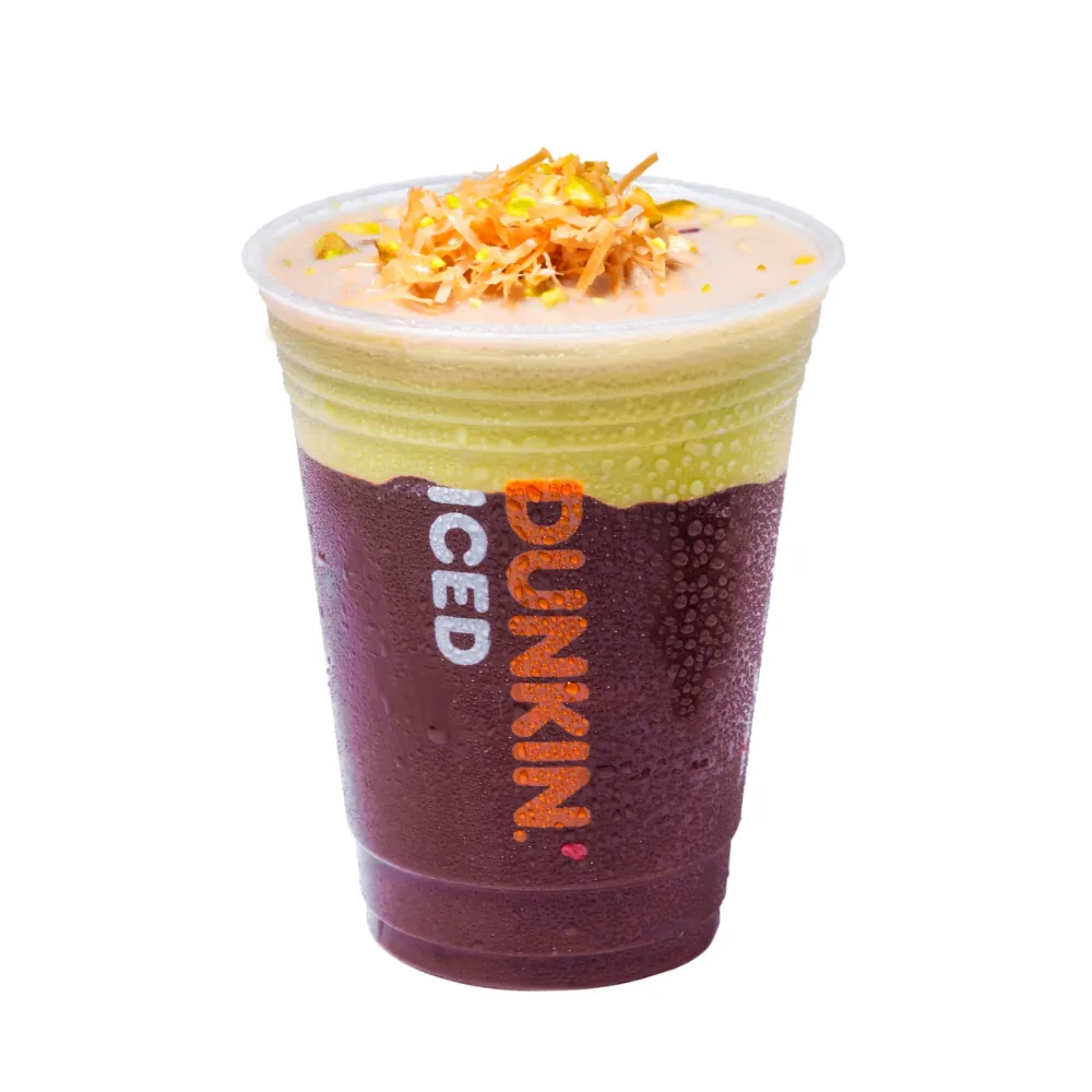 Dubai Chocolate Cracking Iced Latte - Disfruta un momento Dunkin'