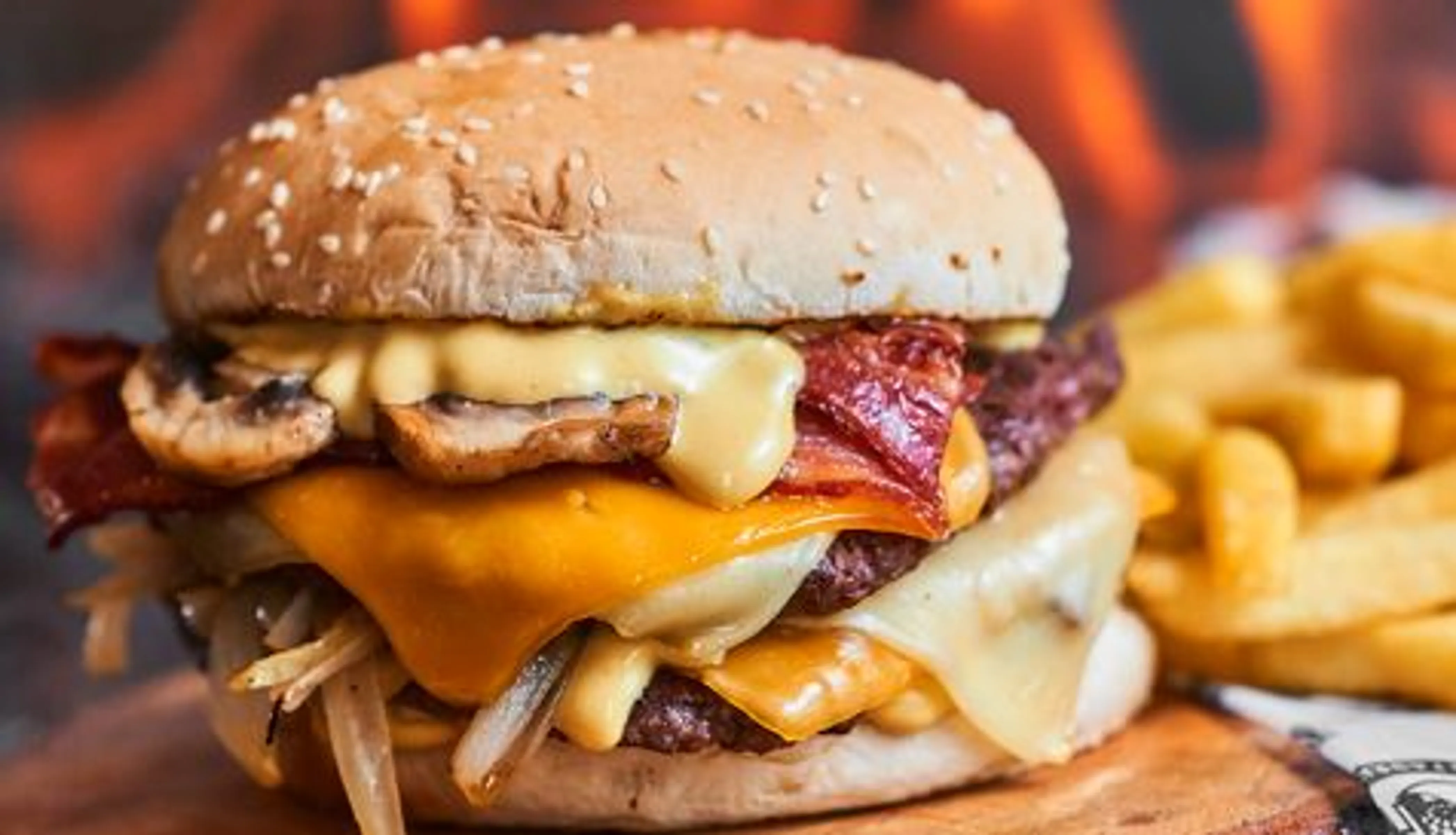 Knockout Burger - Sports Planet Bar Restaurante