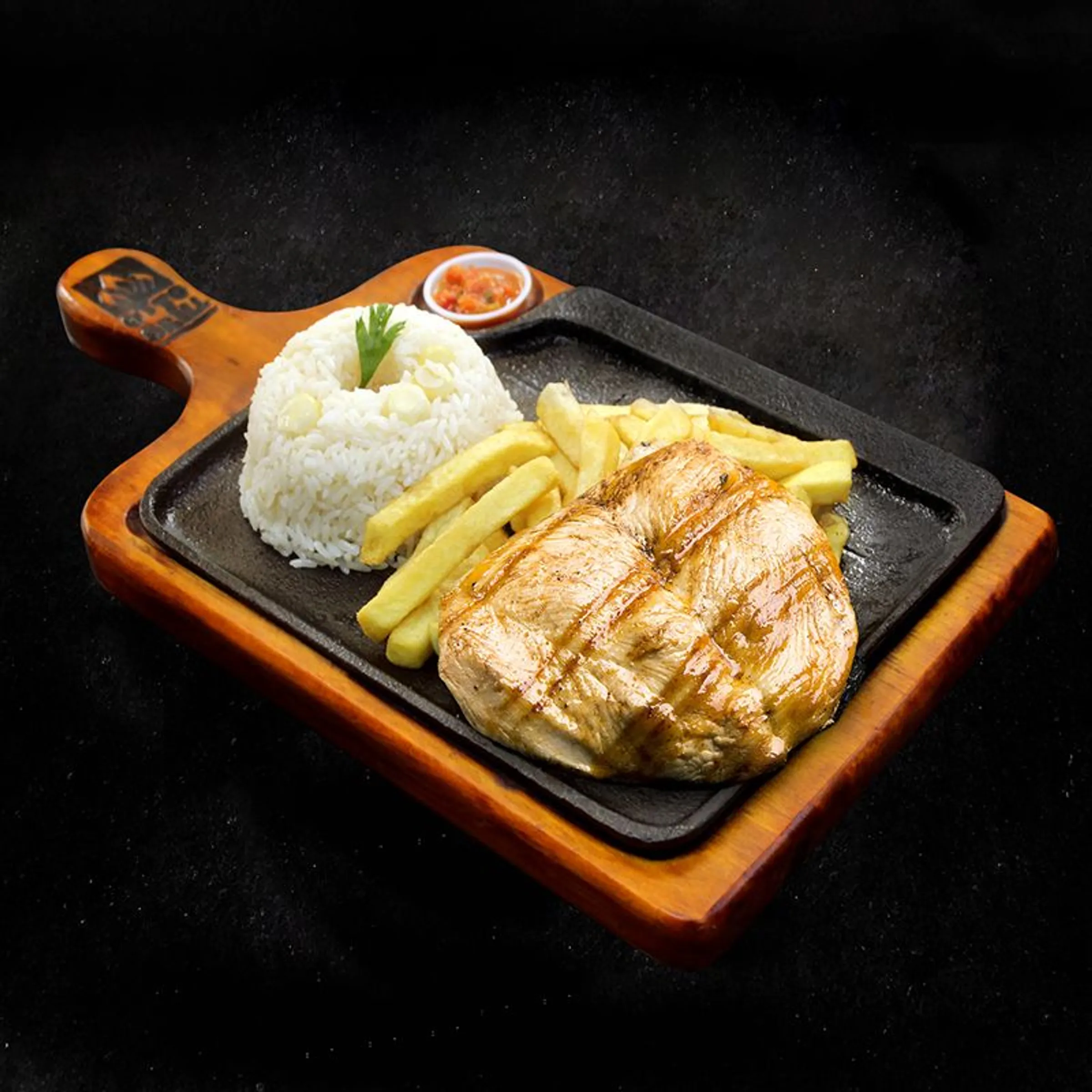 Pechuga a la parrilla - Otto Grill | Restaurant