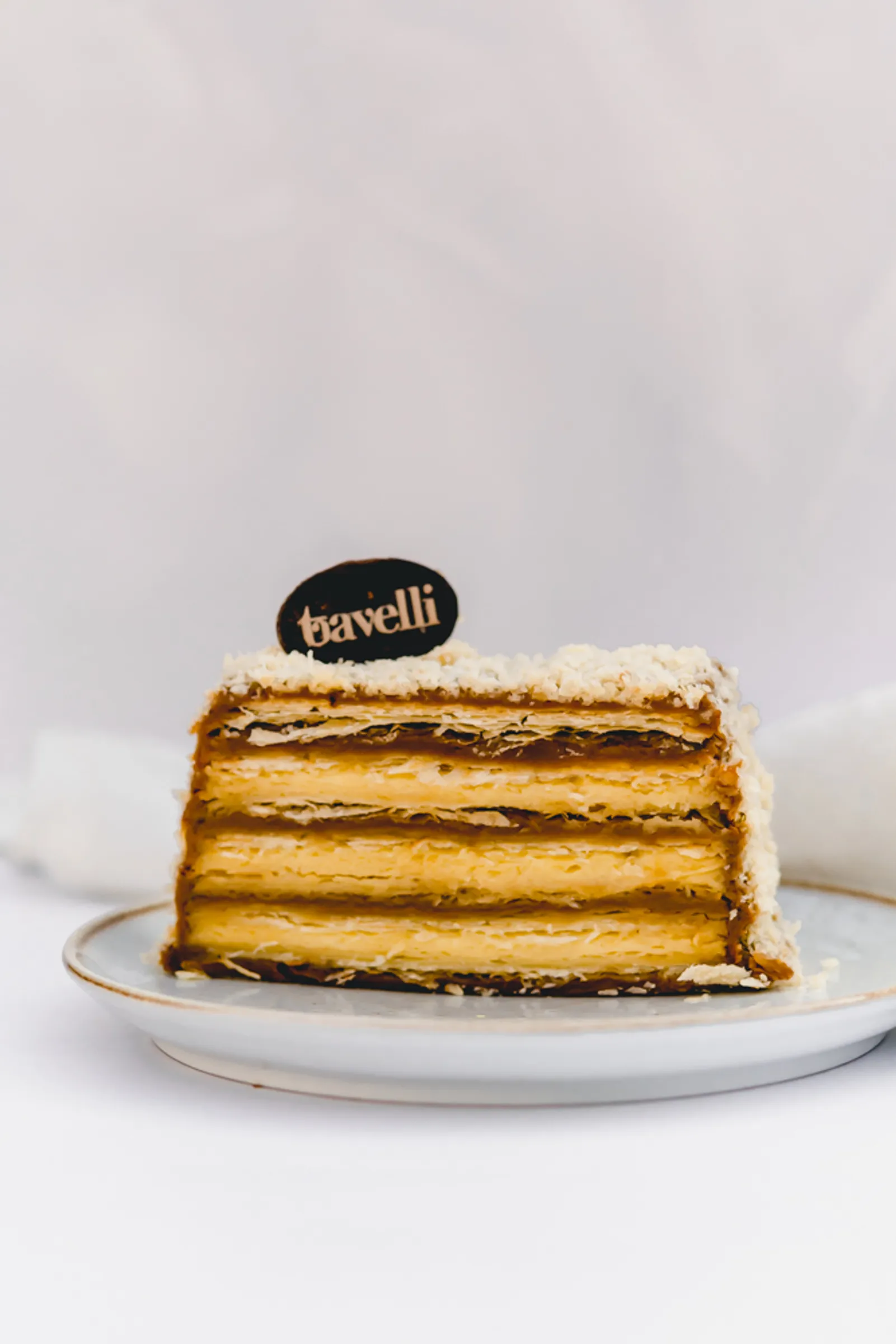 Torta Mil Hoja Manjar Vainilla - Cafeterías Tavelli - Clásico sabor y ...