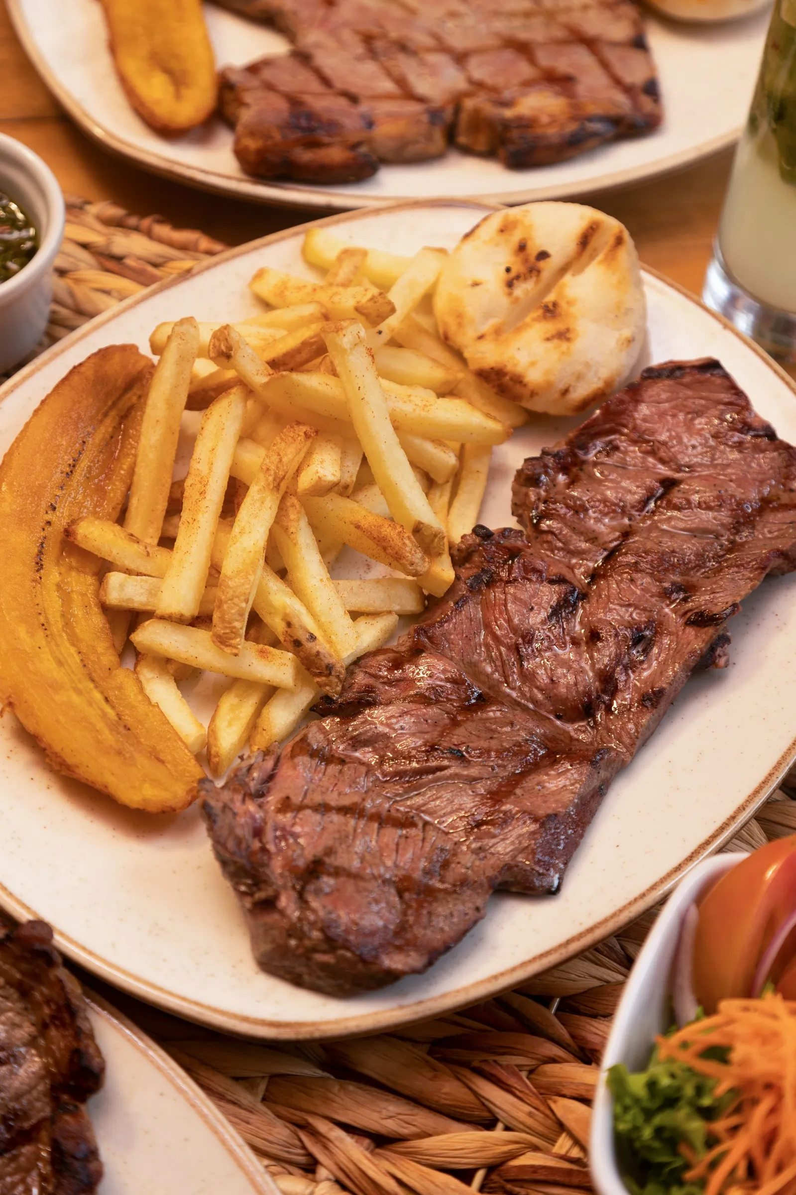 Solomito a la parrilla (250 gr) - Asados La 80 | Restaurante de comida ...