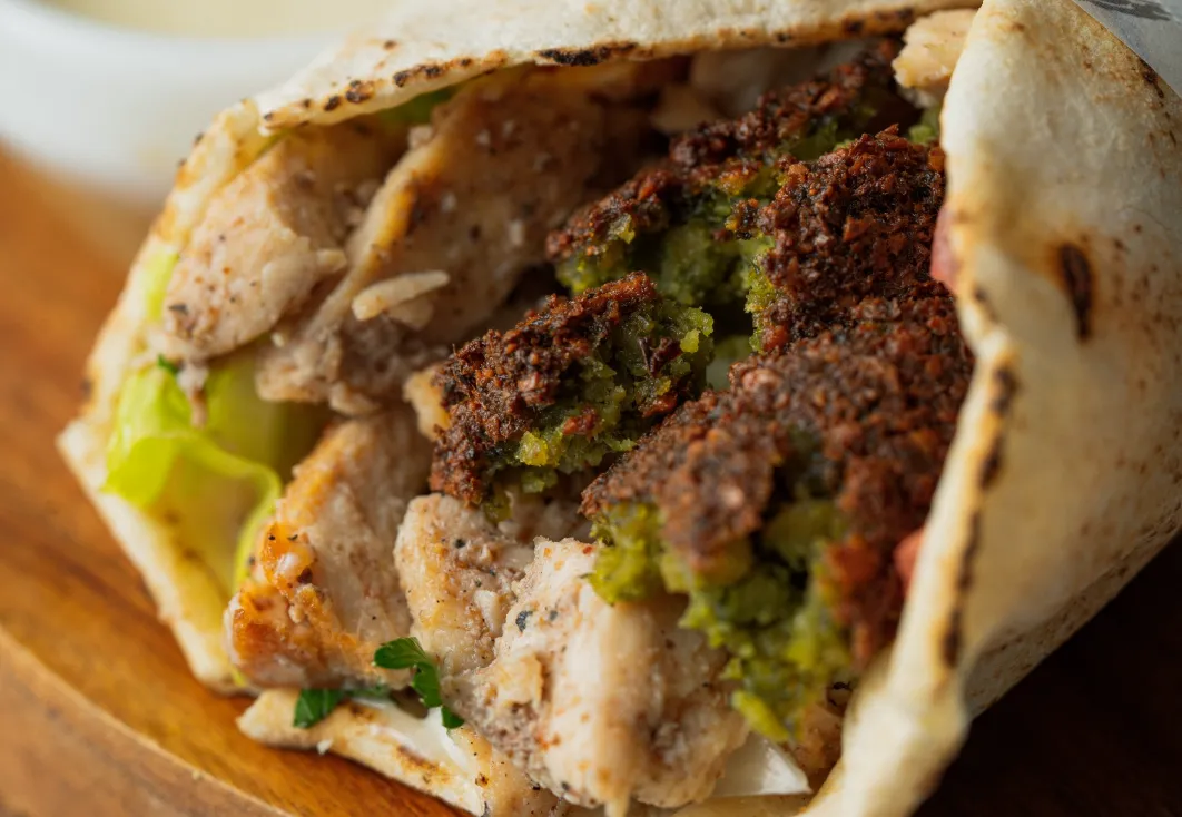 Shawarma Fofi Pernil - FOFI Comida Árabe | Pide online