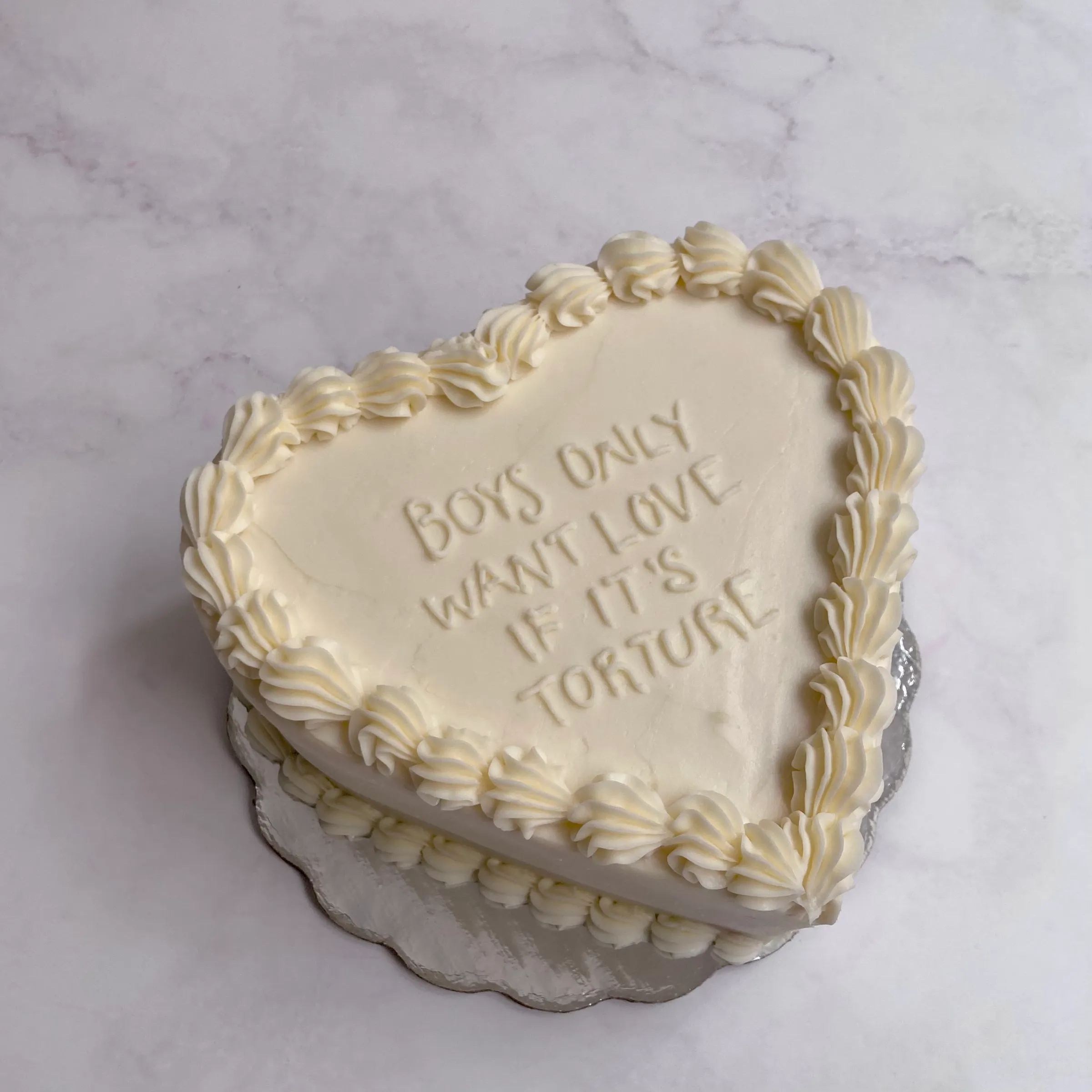 Blank space cake 🤍 - La Tentación | Postres