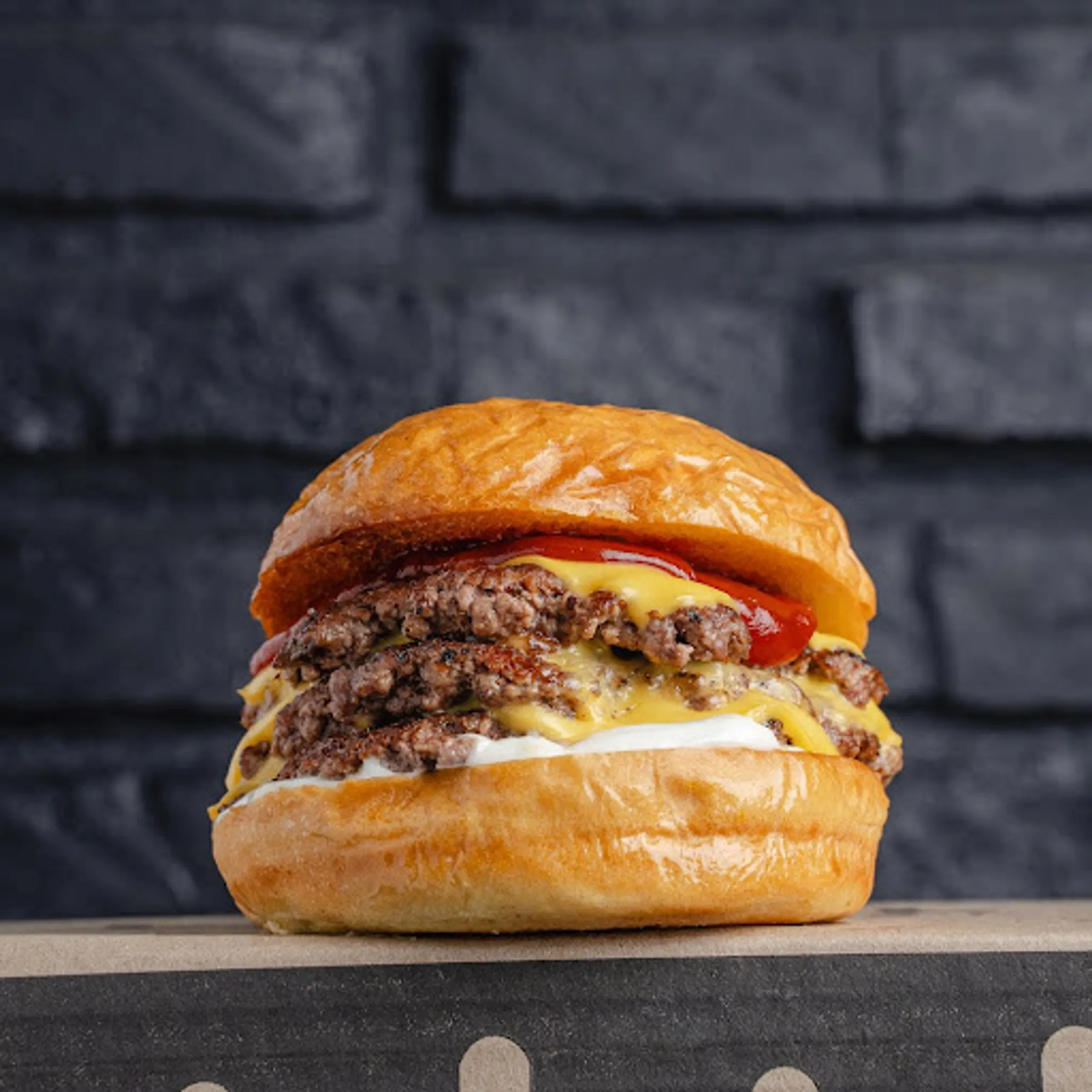 Cheese Burger Triple - Local Burger | Delivery