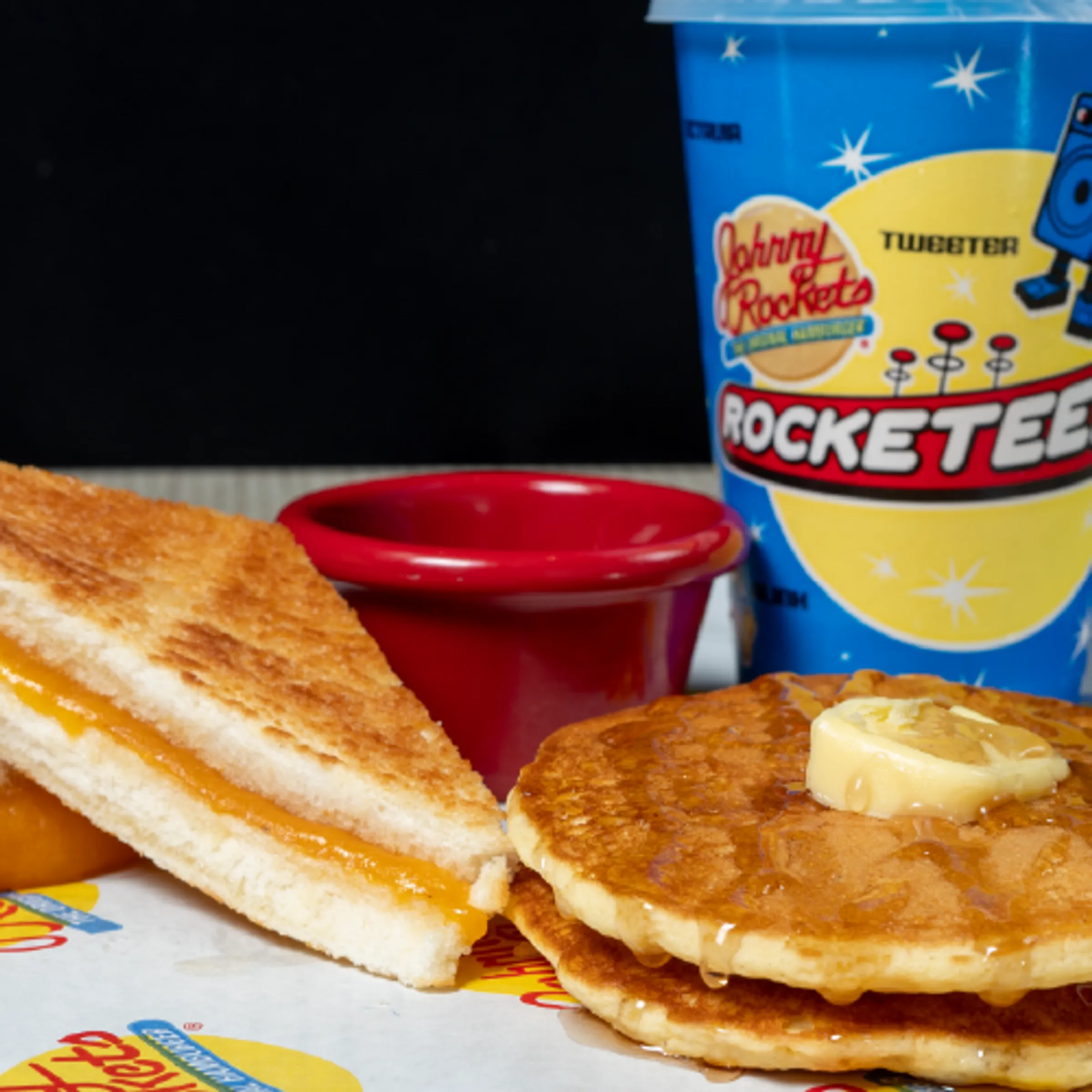 Breakfast Kids - Johnny Rockets | ¡Burgers, shakes, fries & fun!