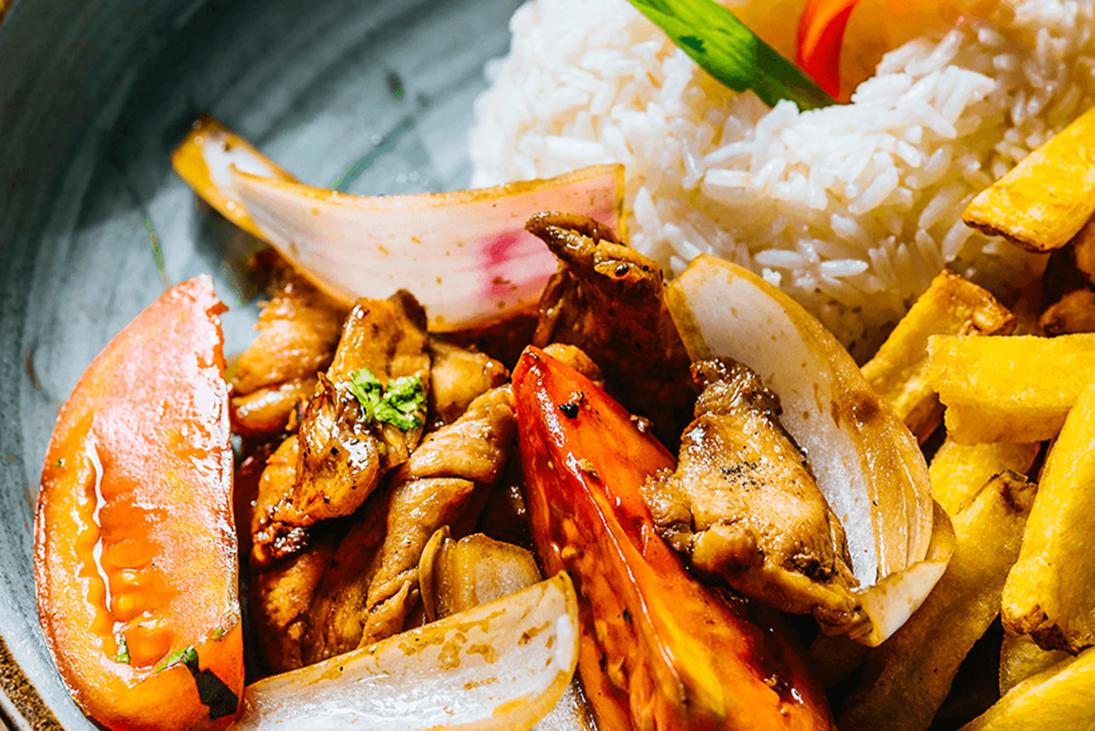 Pollo saltado - Estadio FC | Restaurante