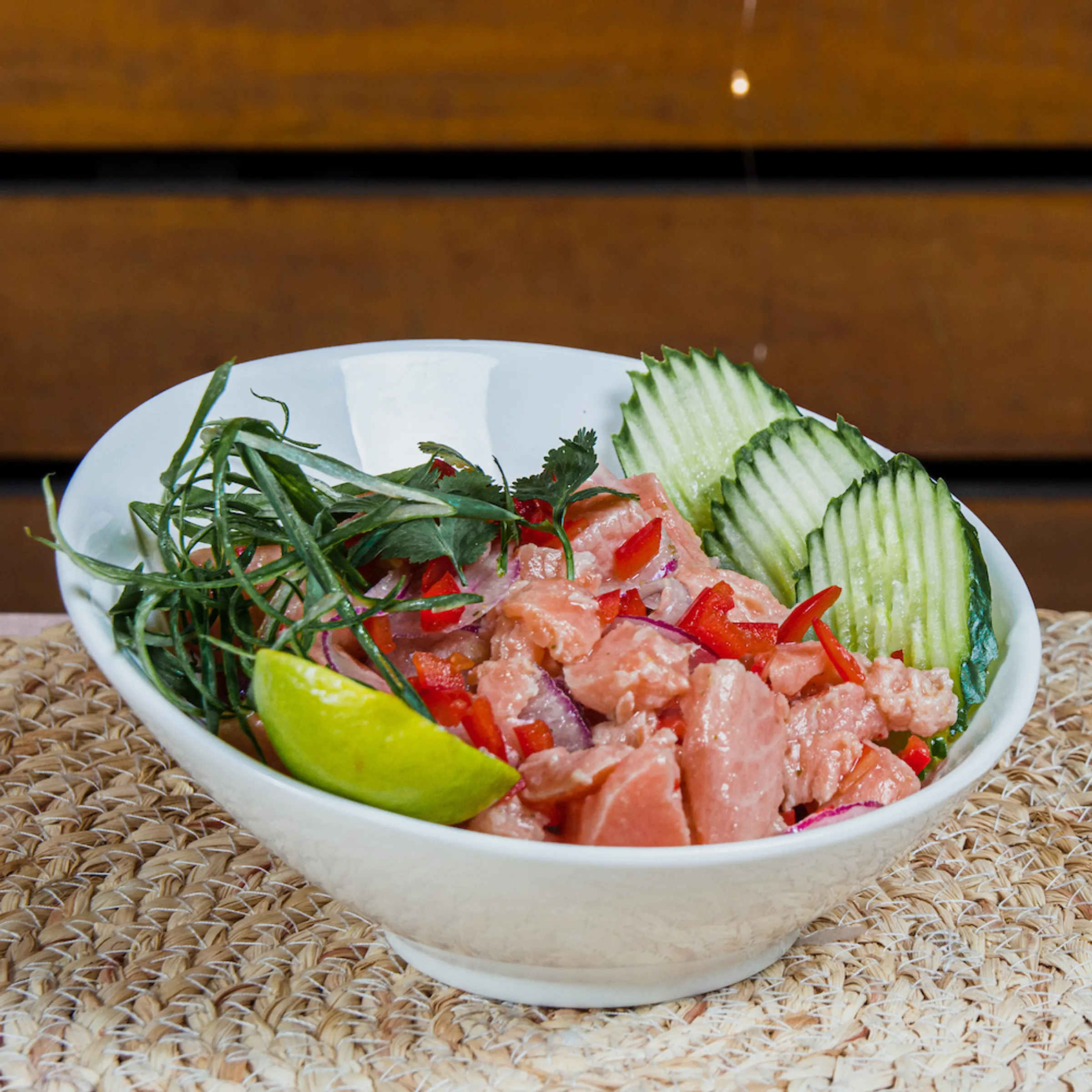 Pla Pla de Salmón - THAI EXPRESS, Autentica Thai Street Food