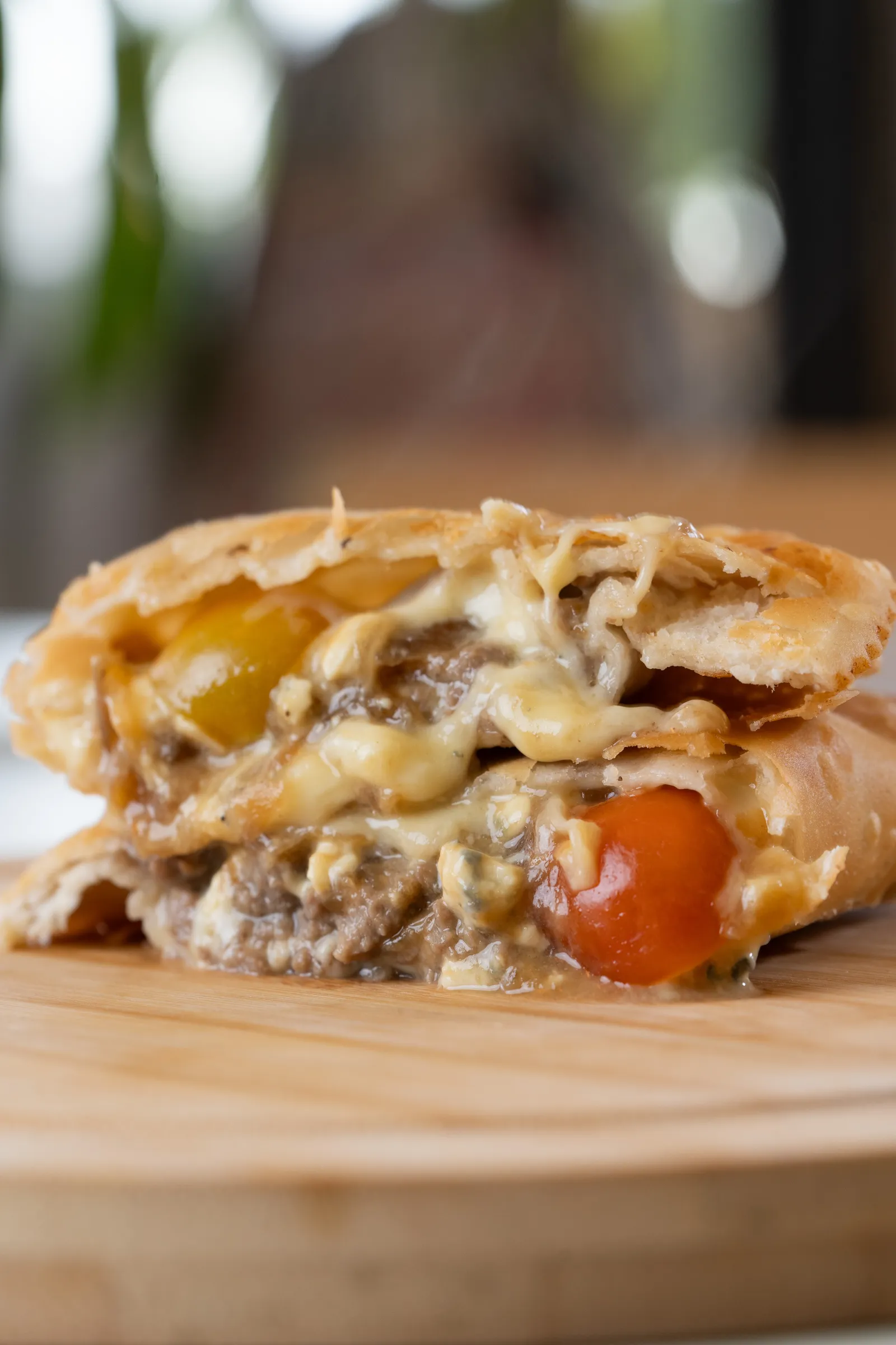 Caprichosa Carne - Mono Empanadas | Pide Online
