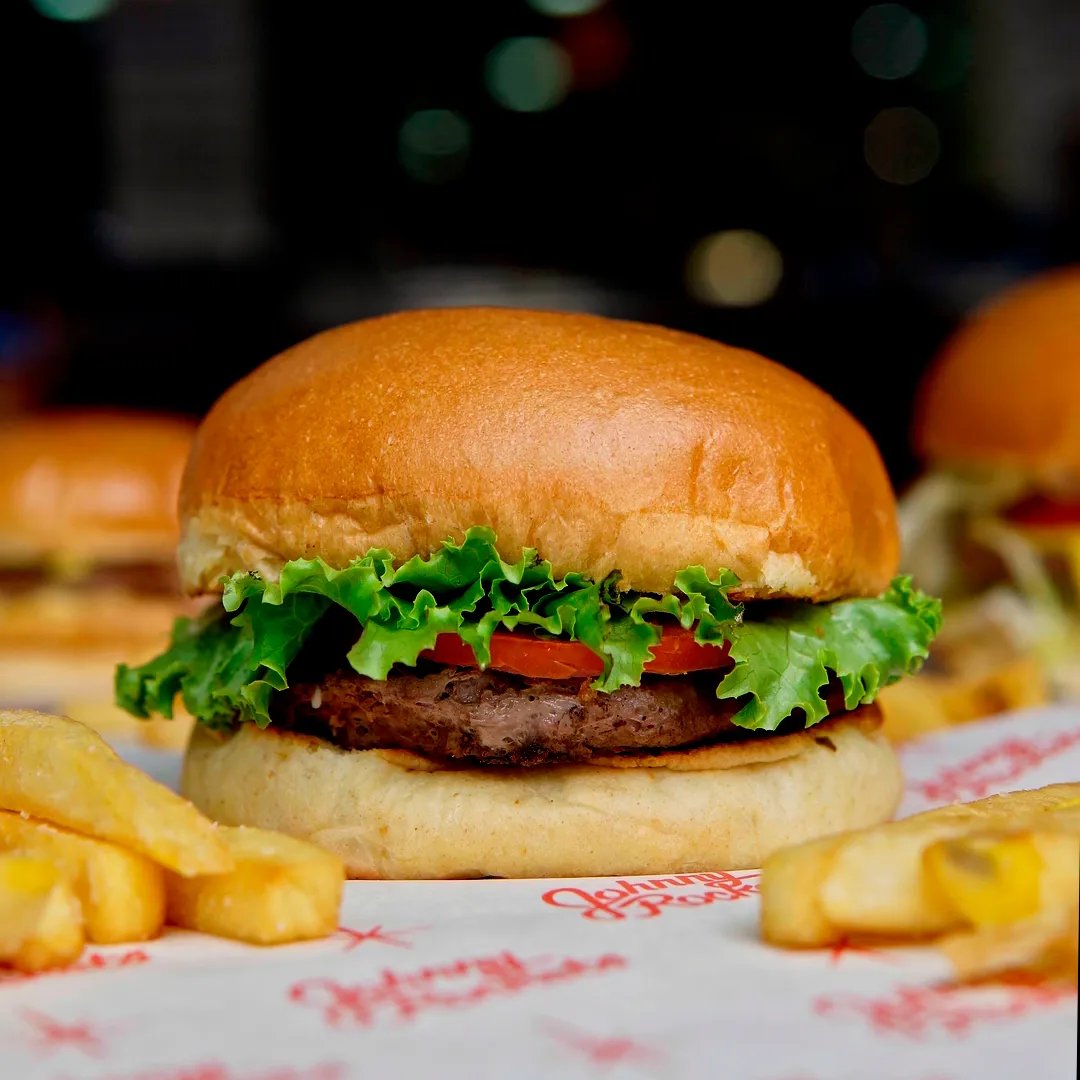 California & Fries - Johnny Rockets | ¡Burgers, shakes, fries & fun!