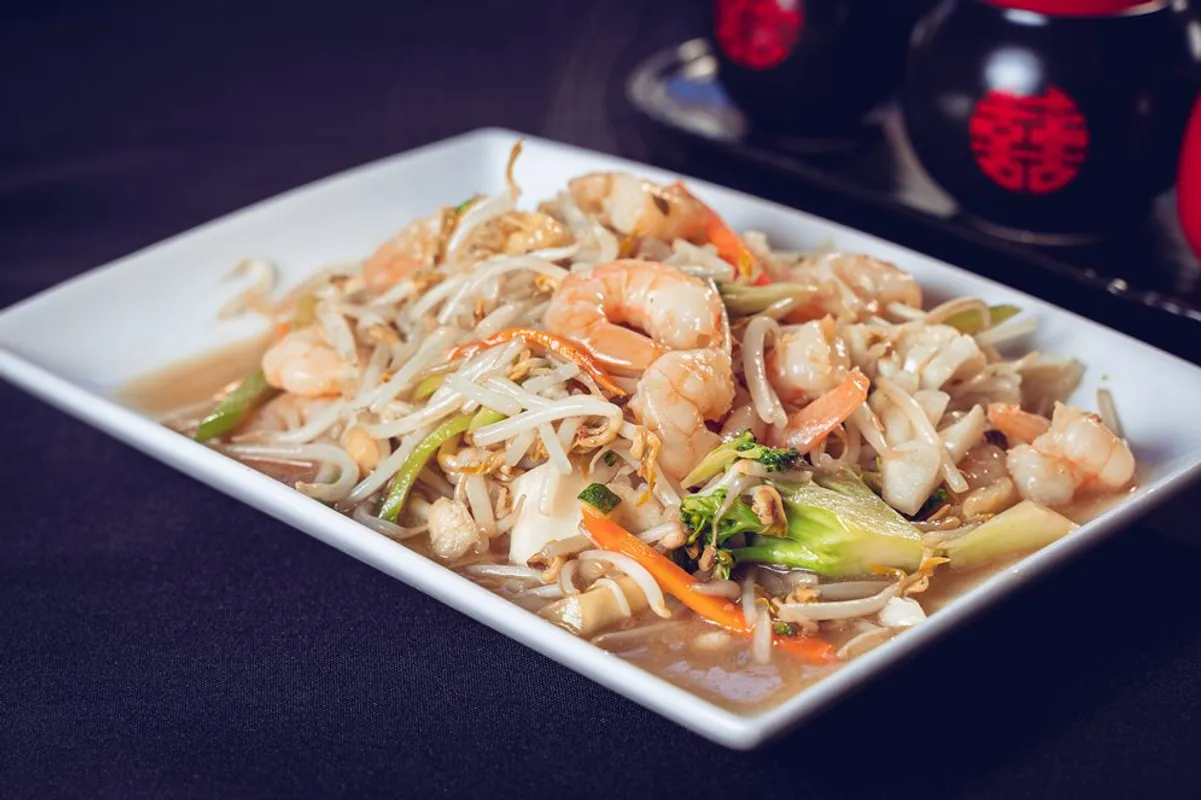 Comida China y Sushi Nikkei