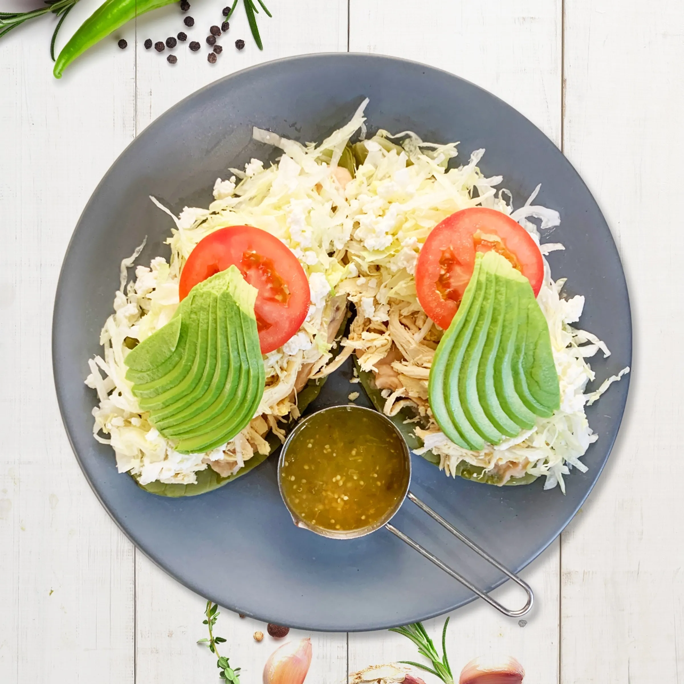 Huarache de Nopal con Pollo - Garabatos Mexico - Cerca de ti