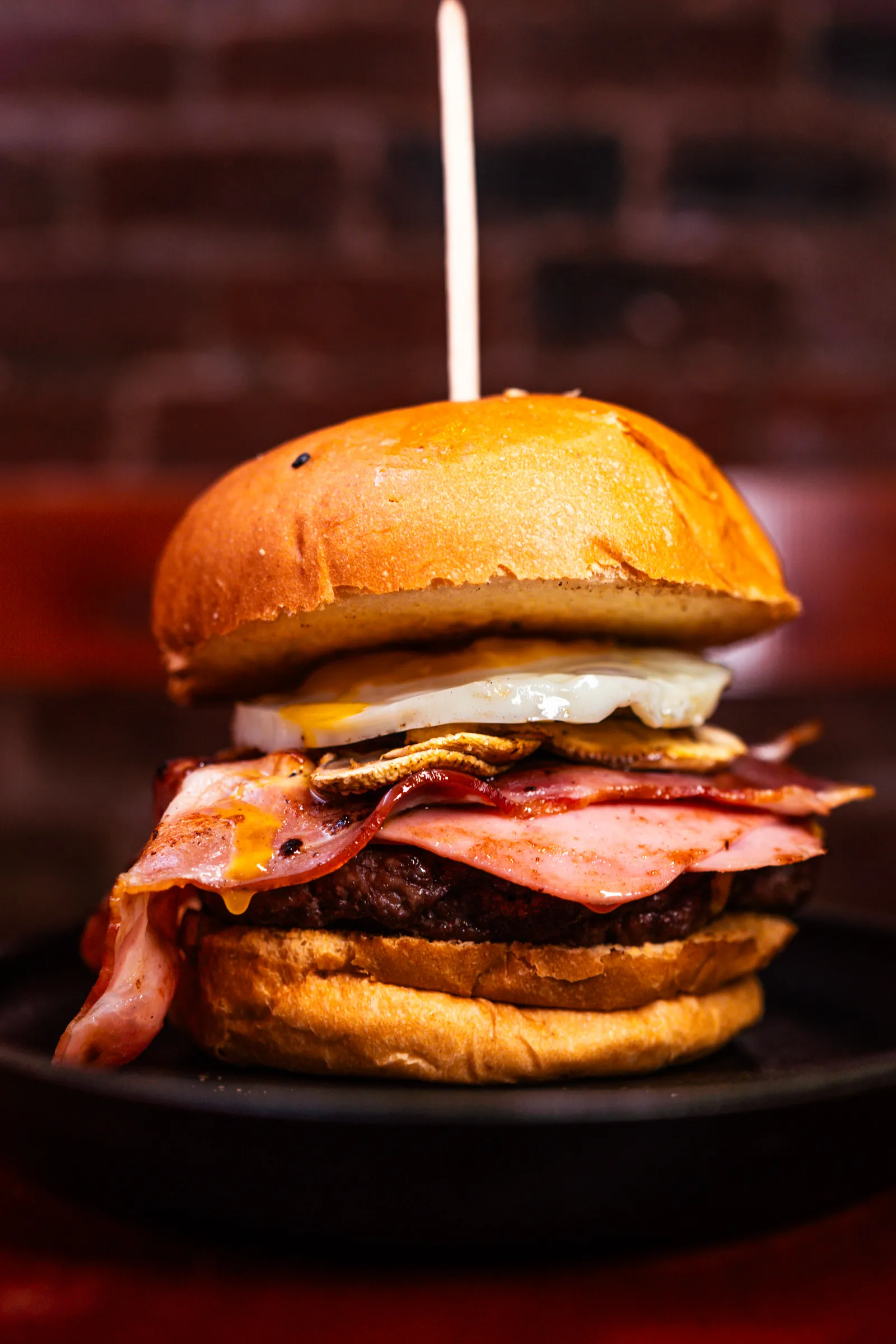 Big ED - Rochis burger & grill