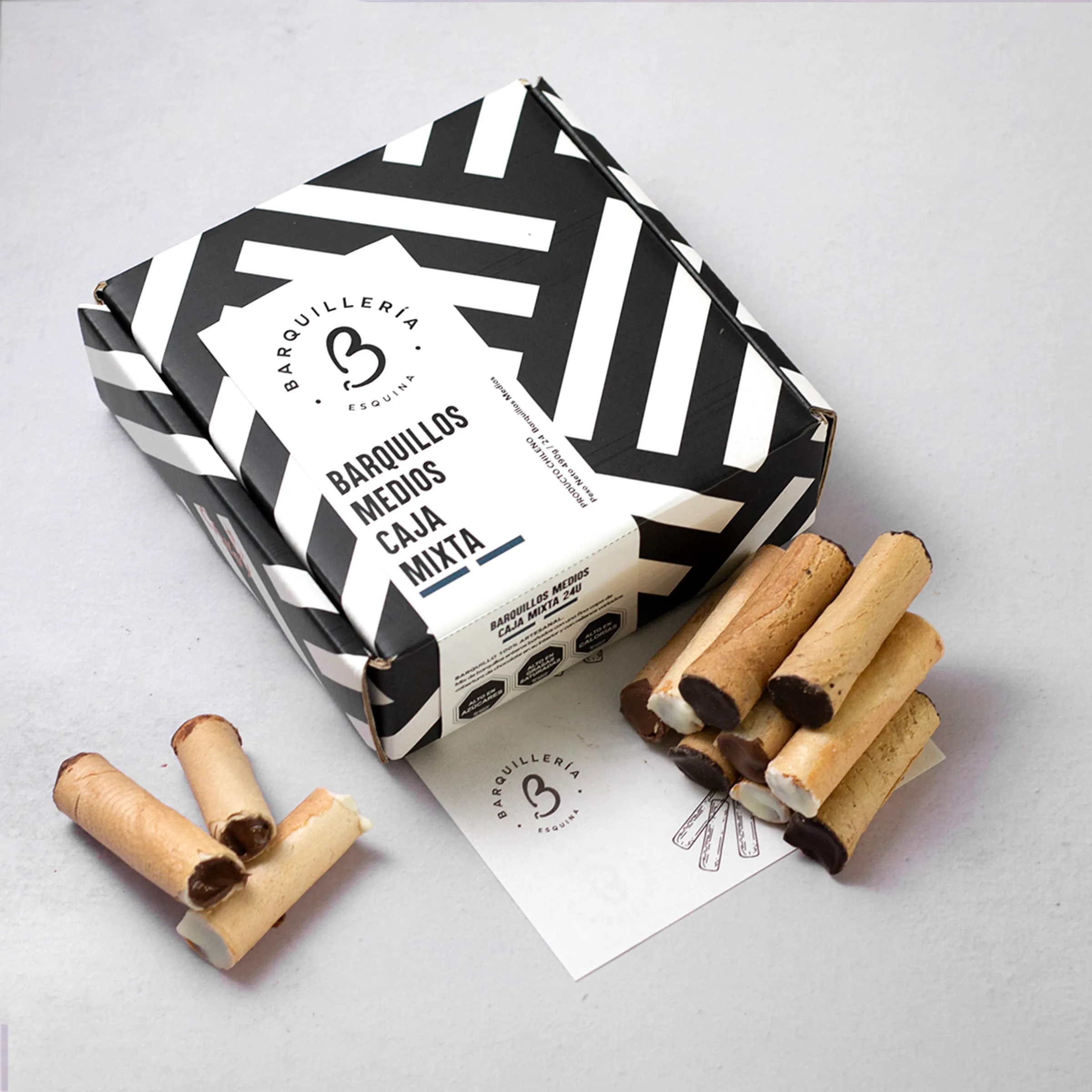 Barquillos Medios Mixtos Caja de 24u - Barquillería Esquina. Lo rico se ...