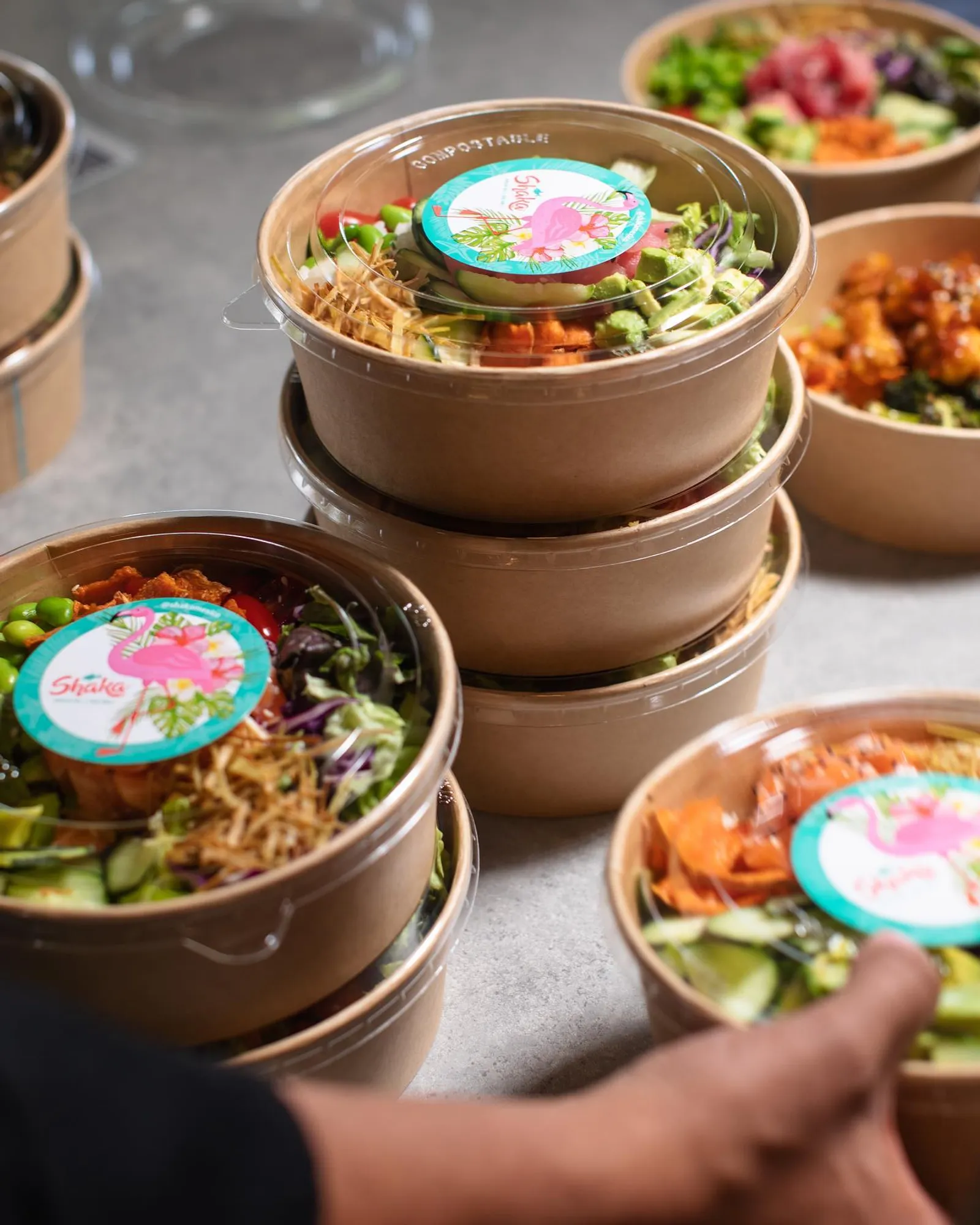 Shaka 808 - ¡Hawaiian Poké - Sushi Bowls!