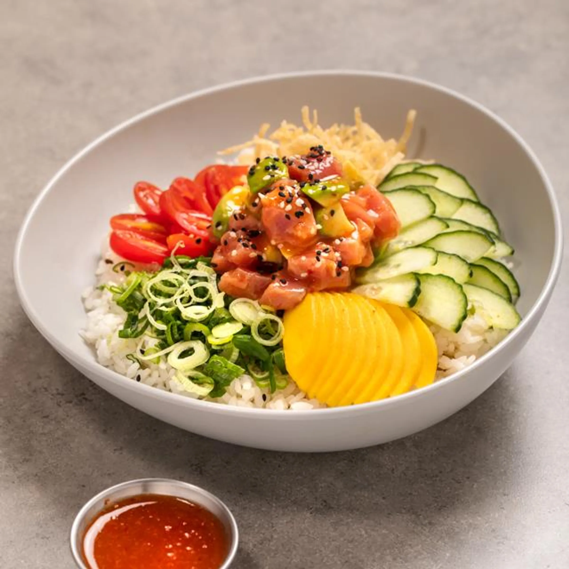 Atún Volcano - Shaka 808 - ¡Hawaiian Poké - Sushi Bowls!