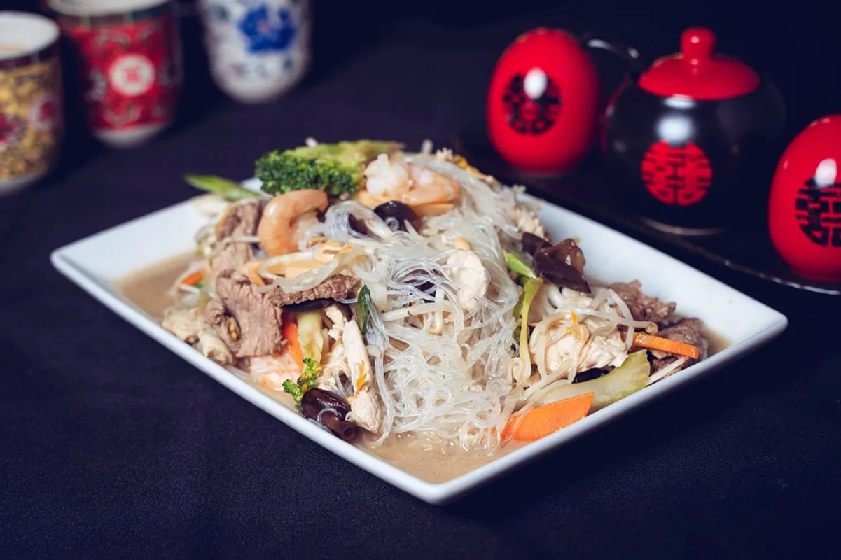 Comida China y Sushi Nikkei