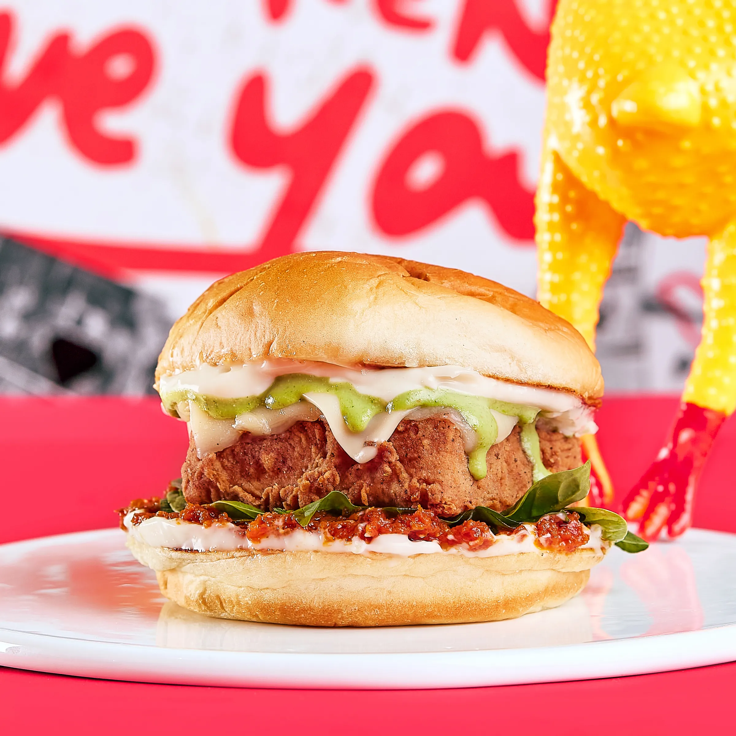 TOFU Chicken Castle 🌱 ️🏰 - Chicken Love You | Sandwiches de pollo frito