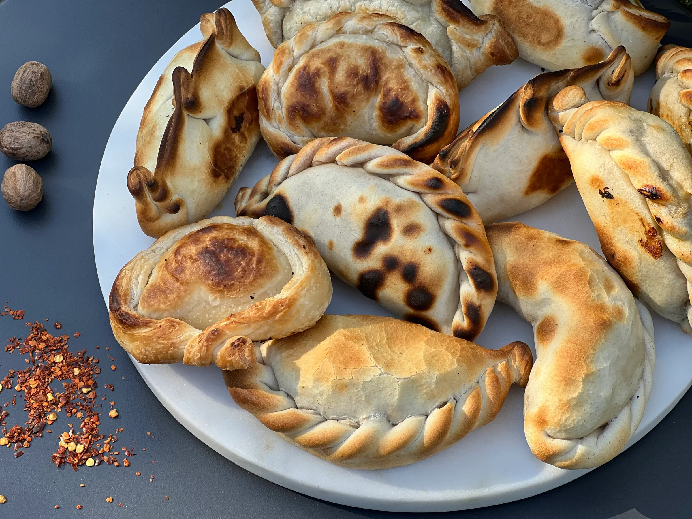 12 Empanadas - Juana | Empanadas artesanales