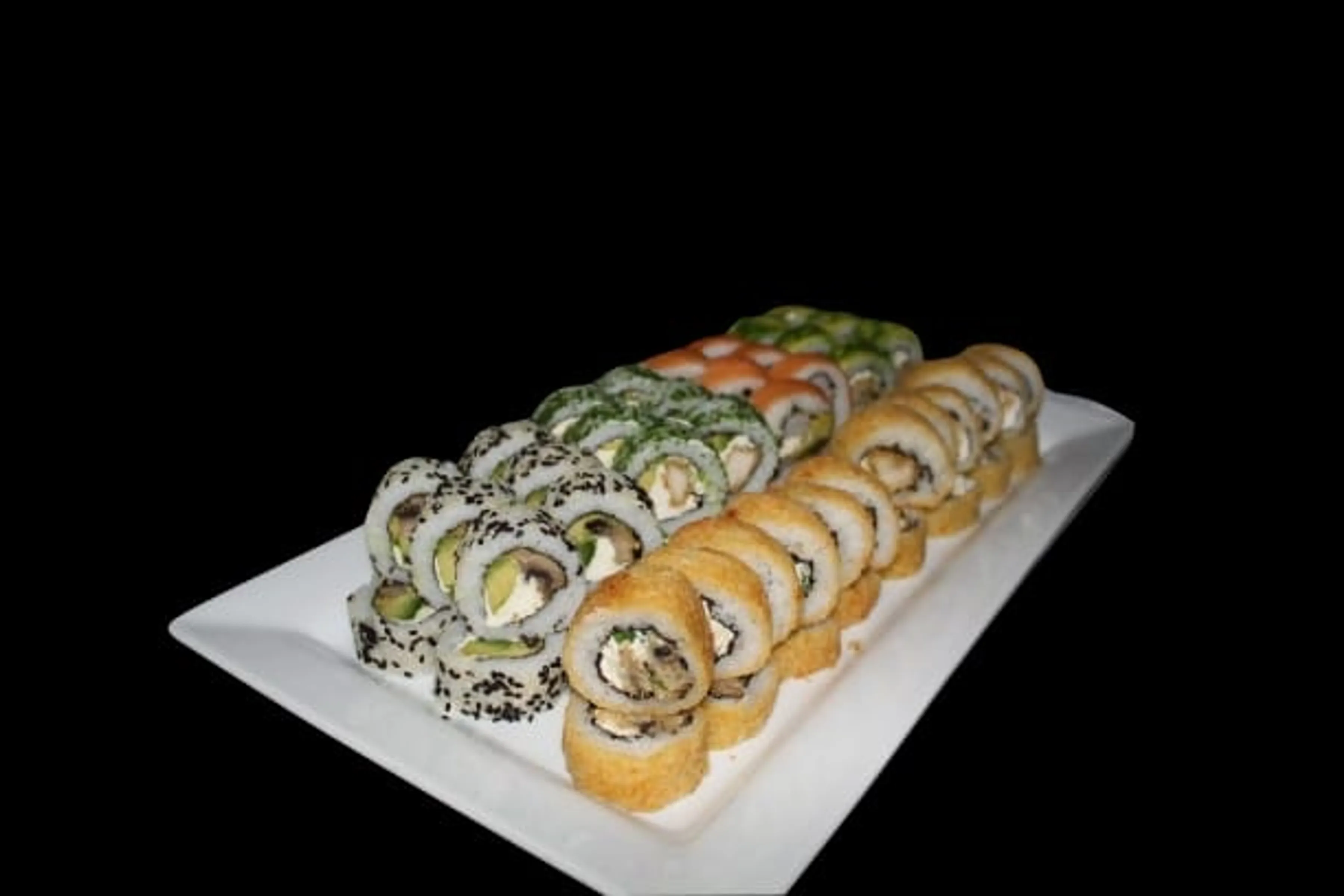 Tabla 6 (60 piezas) - Kimiko Sushi | Pide online