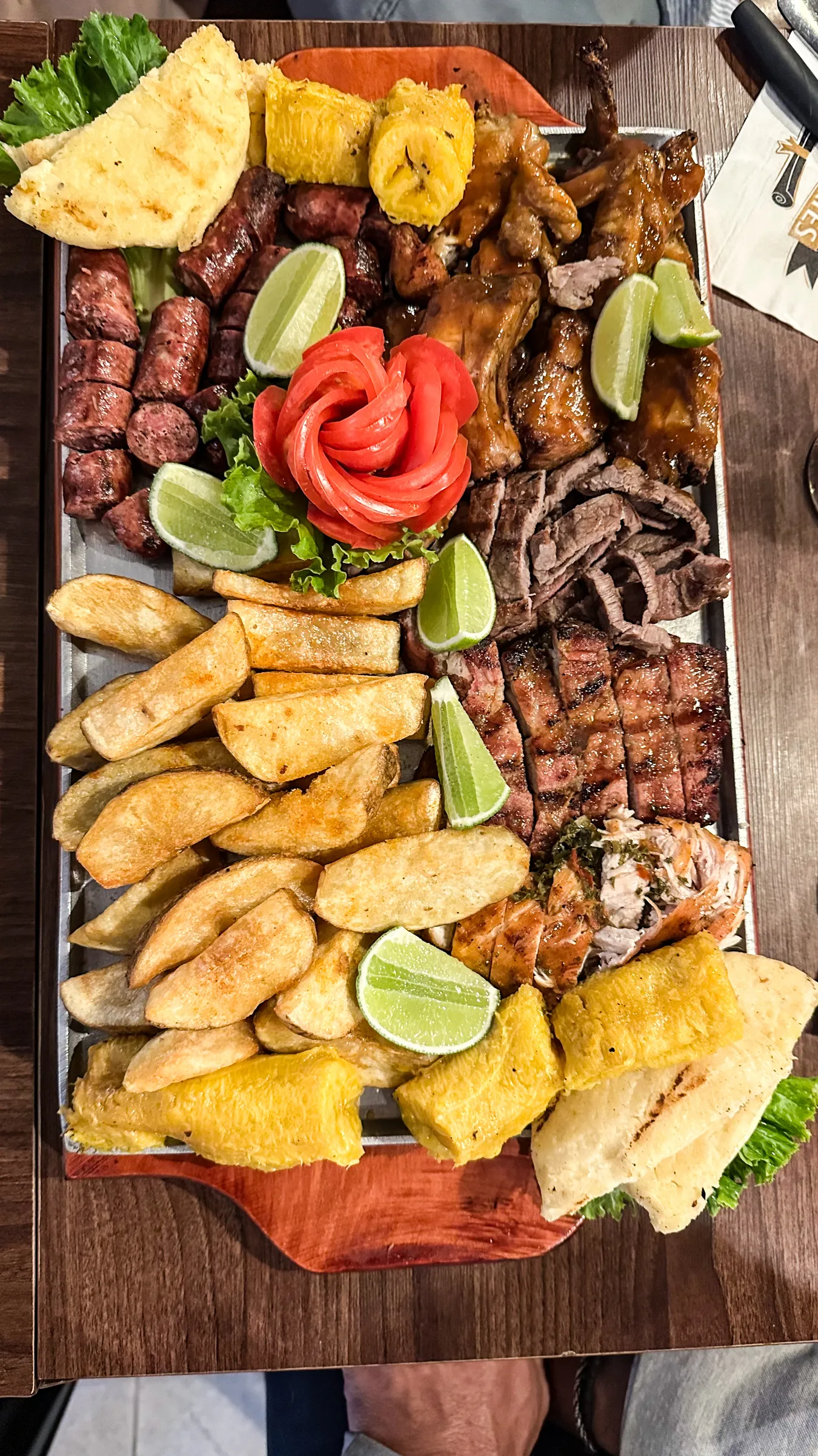 Picada para 2 Personas - Chorizo Artesano | Parrillas y Carnes