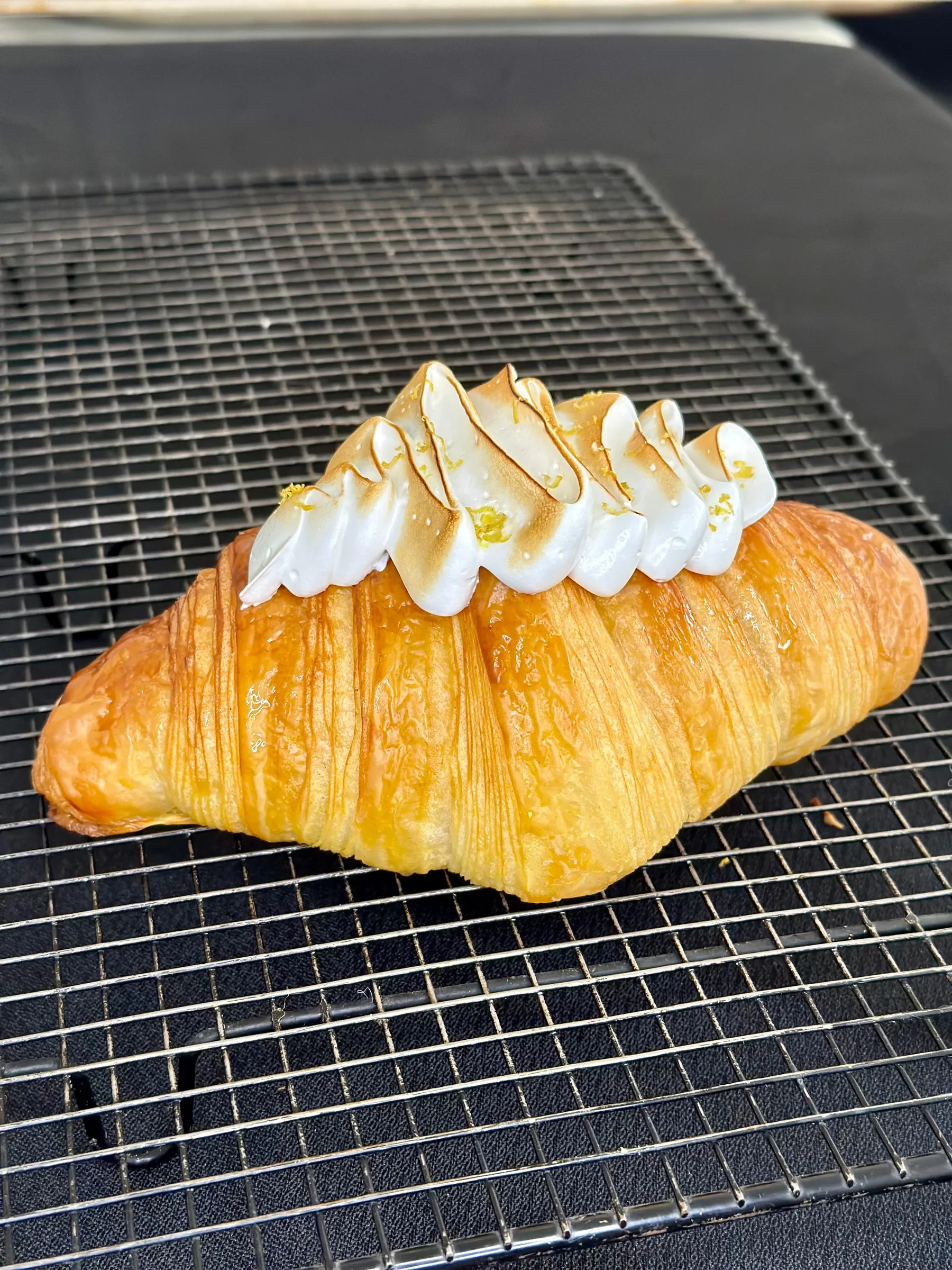 Croissant Pie de Limón - Kukin | Artisan Bakery