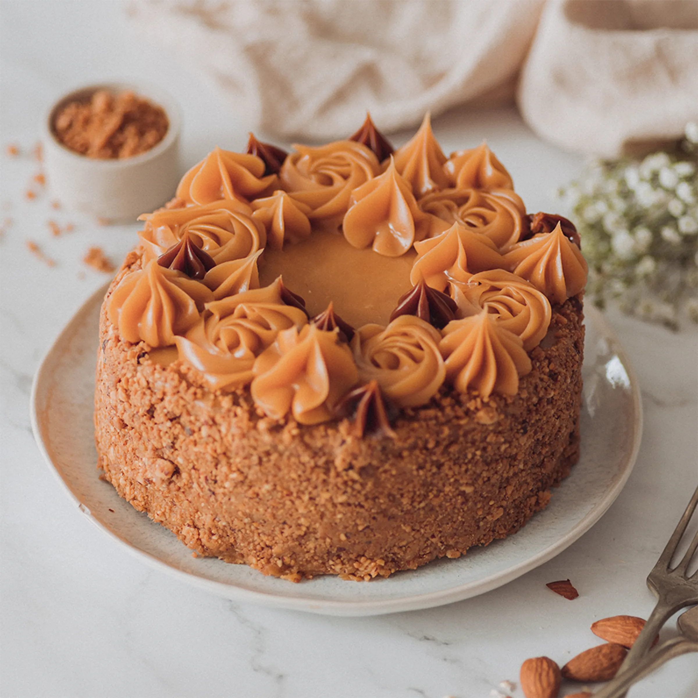 Torta almendra crocante 8-10 personas - AM | DULCERIA - 1979