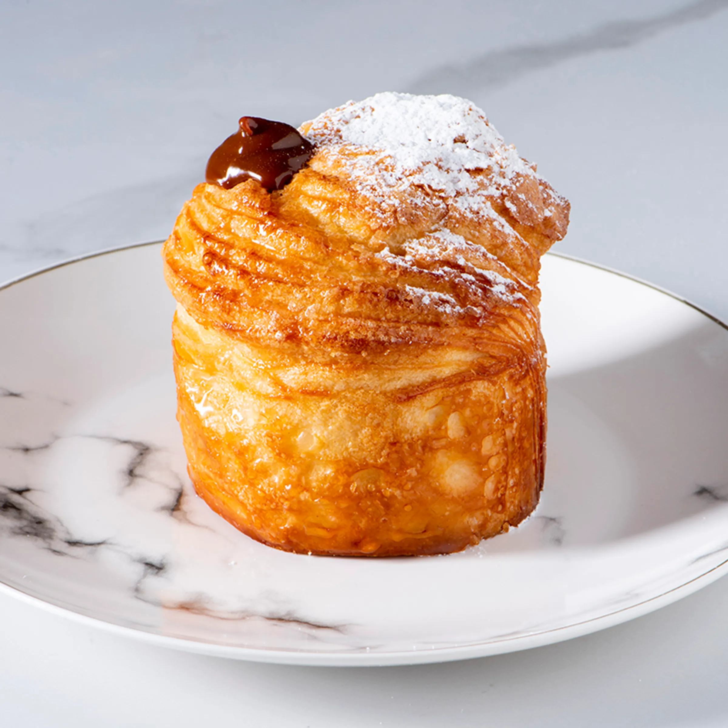 Cruffin Relleno Manjar - Kukin | Artisan Bakery